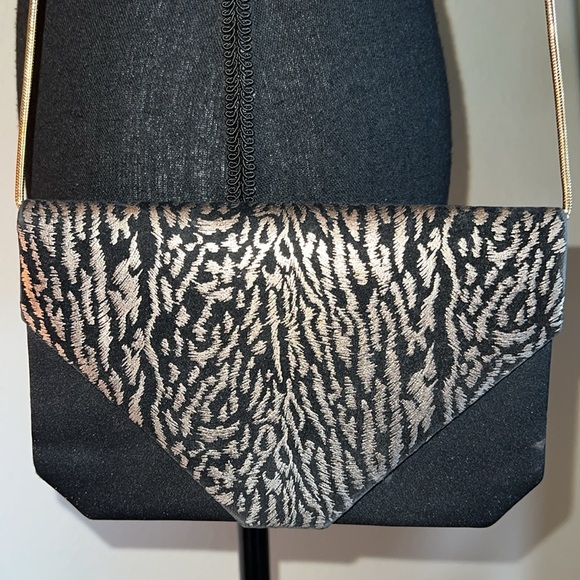 genie | Bags | Genie Womens Vintage Silky Black Metallic Gold Animal ...